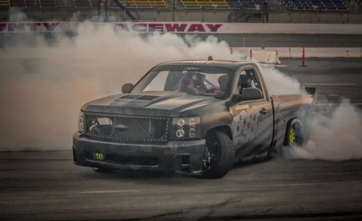 How to Drift a Truck | Learn Starting Drifting With Our Expert ...